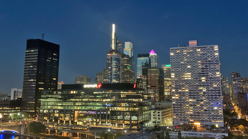Powering Down Philadelphia’s Skyline for Earth Hour - PECO Connection