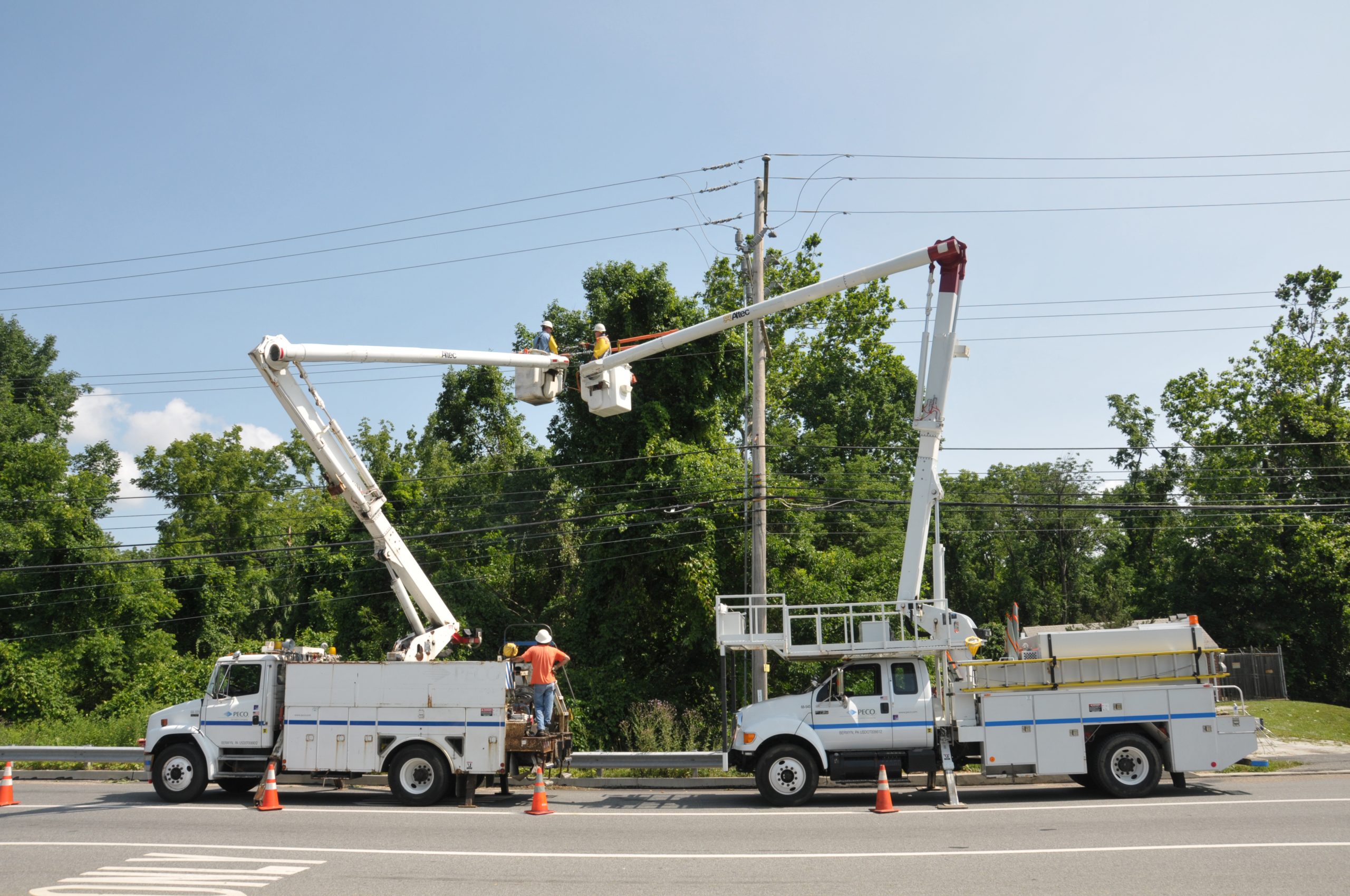 Celebrating National Lineworker Appreciation Day - PECO Connection ...