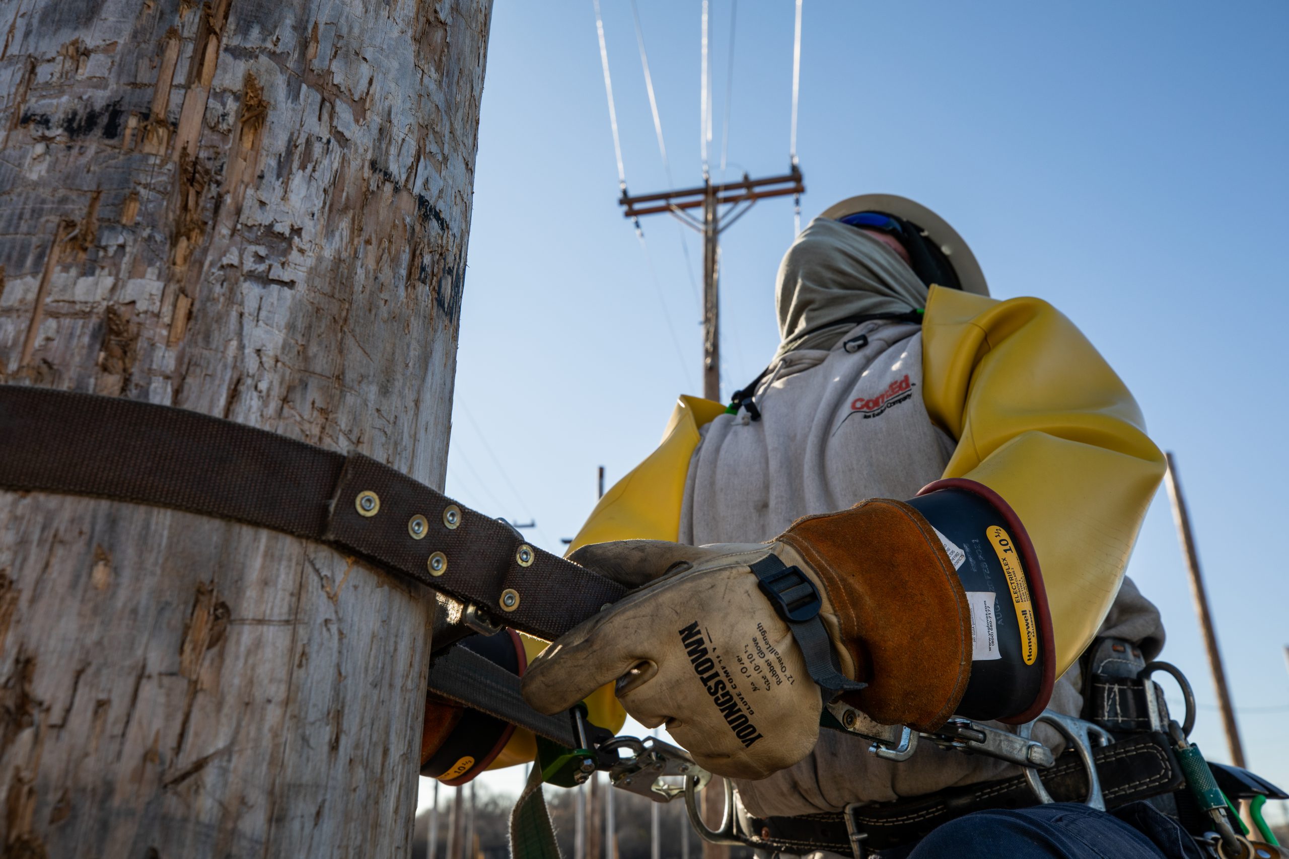 From freezing snow to blazing heat, lineworkers suit up to serve our ...