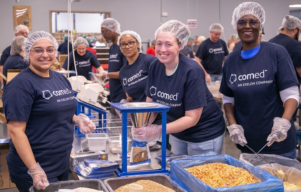 At ComEd, volunteering extends beyond Volunteer Month : Powering Lives ...