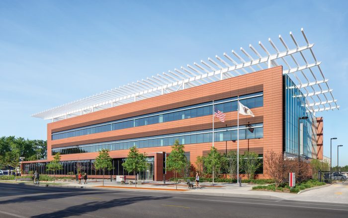 Walking the Green Talk: ComEd Facilities Powered by 100% Carbon-Free ...