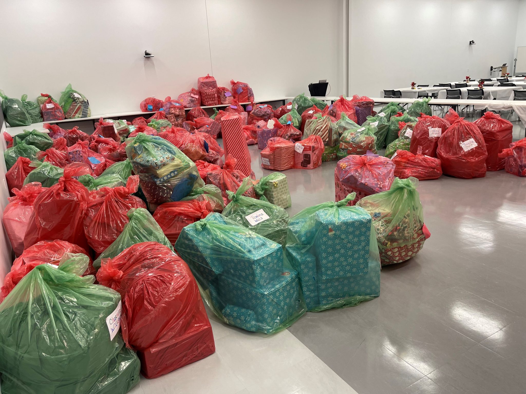 Chicago-area Students Benefit from ComEd Employee Paying It Forward ...